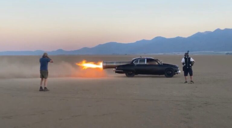 A Pulse Jet Powered Jaguar S-Type by Bob "The Rocketman" Maddox