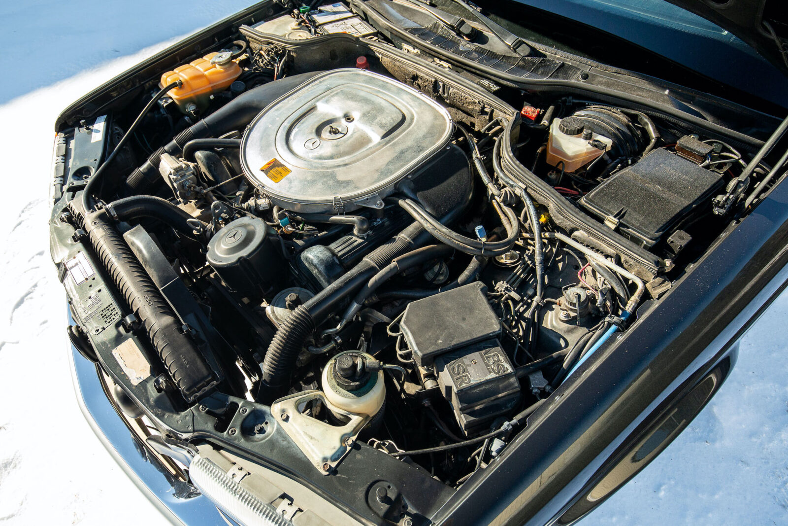 Station Wagon Sleeper: A 300 hp 5.5 Litre V8 Mercedes-Benz 560 TEL ...