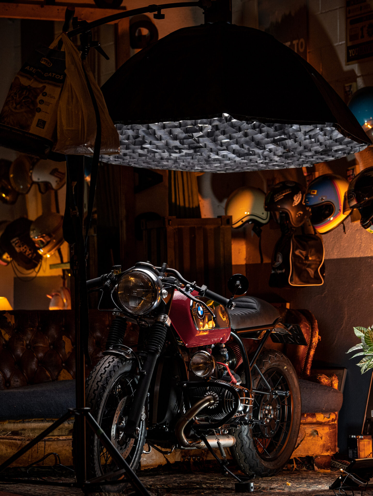 A BMW R100R Cafe Racer By UFO Garage