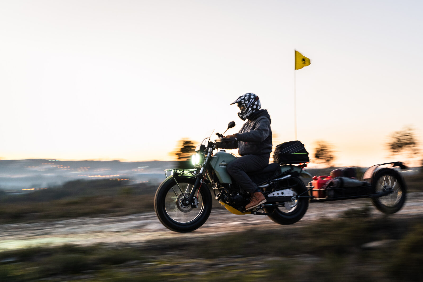 A Two Wheeled Jeep – A Custom Yamaha TW125 From Portugal