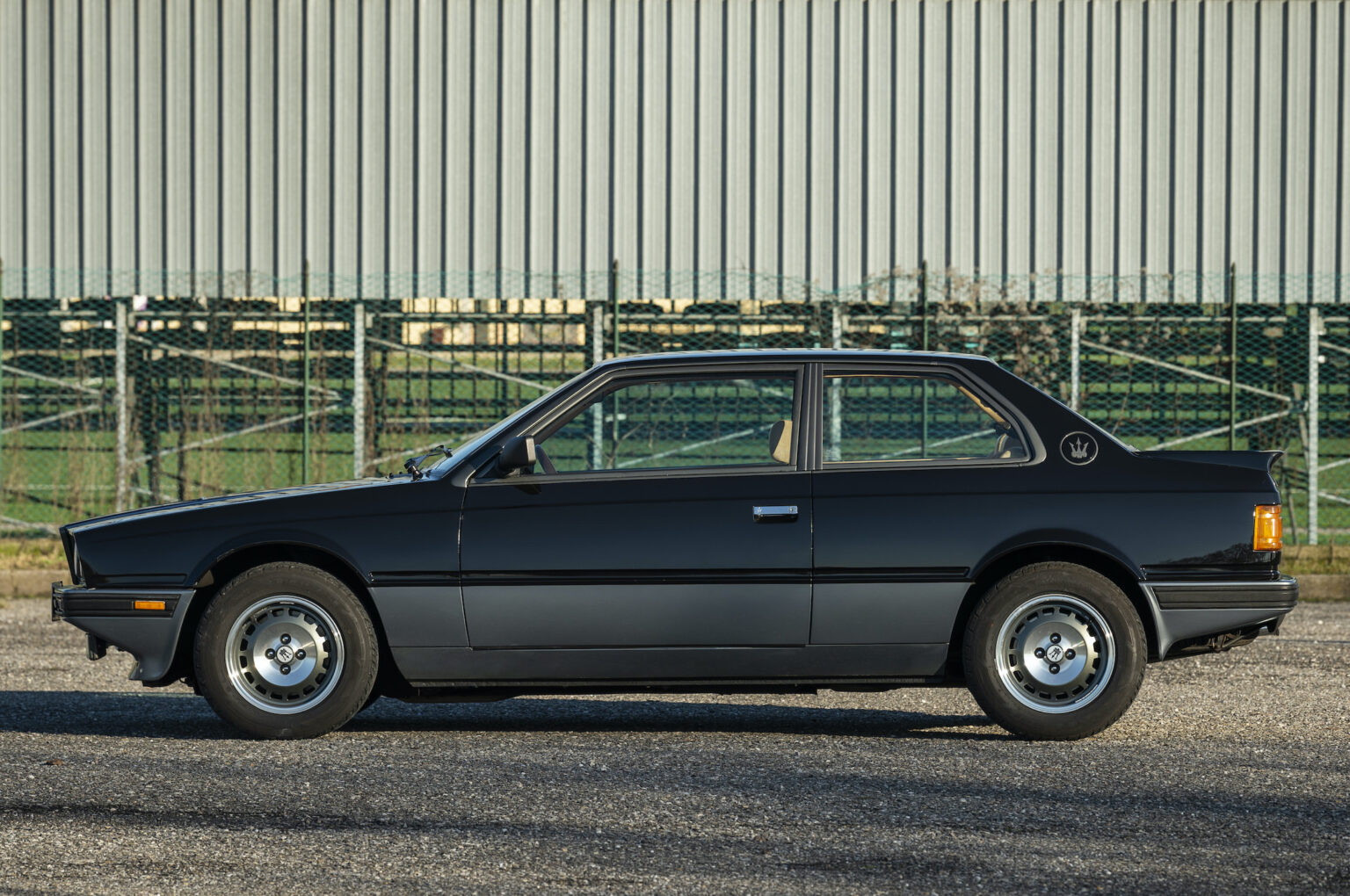 Maserati Biturbo Si Black – The World's First Twin-Turbo Production Car