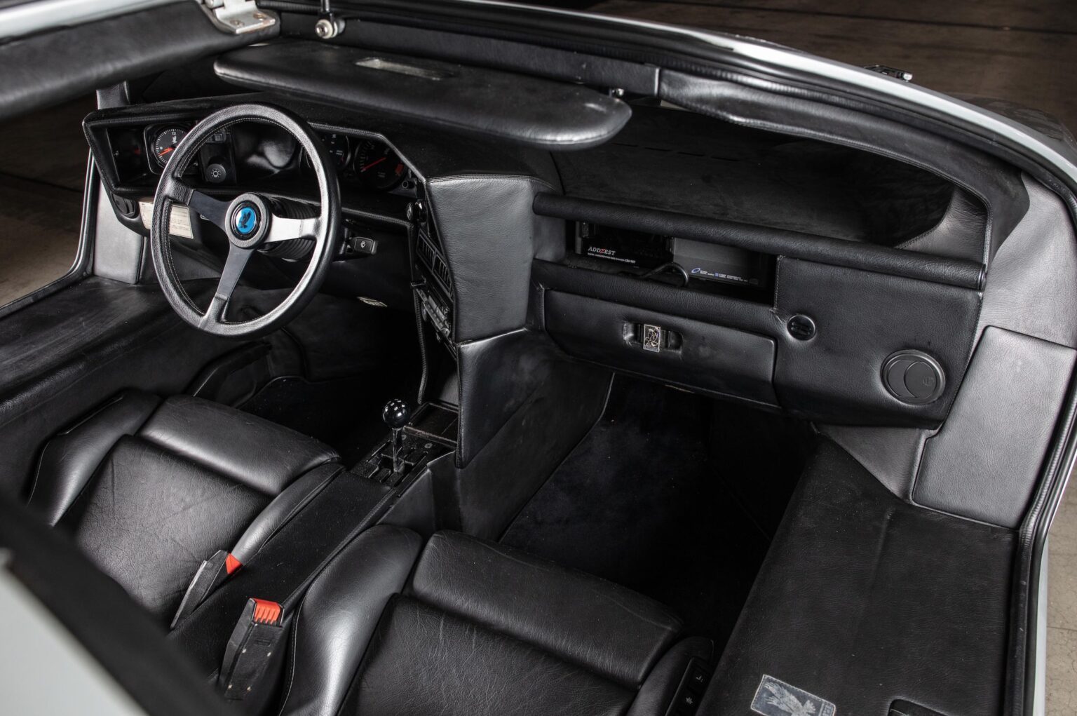 The Isdera Imperator 108i – A Rare Supercar That Almost Never Existed