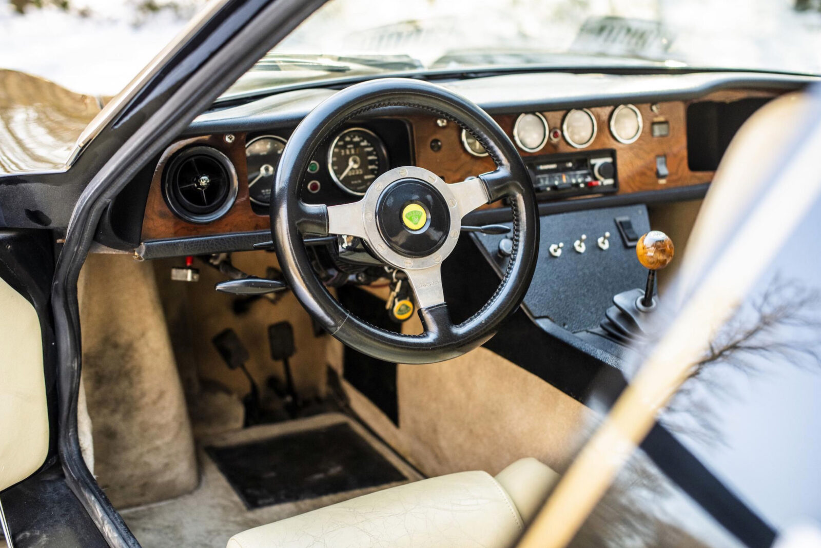 Lotus Europa Twin Cam Special – An Affordable Mid-Engined Classic