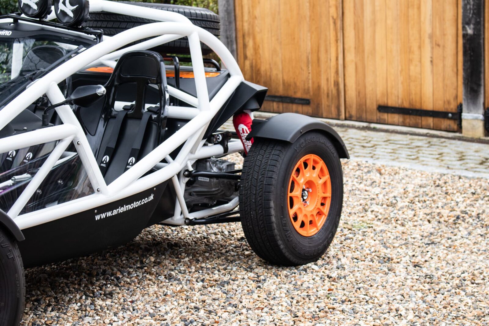 The Ariel Nomad – A 100% Road-Legal Off Road Racing Buggy