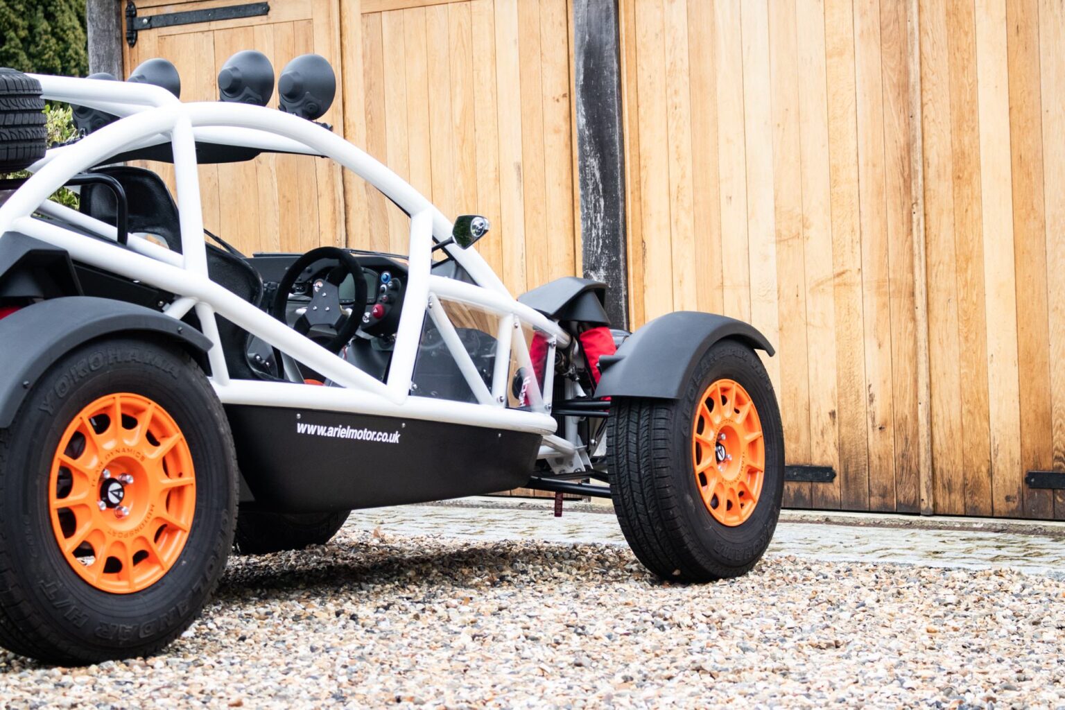 The Ariel Nomad – A 100% Road-Legal Off Road Racing Buggy
