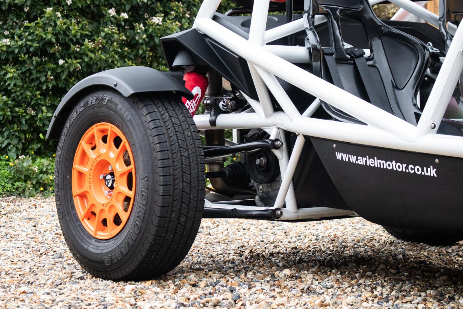 The Ariel Nomad – A 100% Road-Legal Off Road Racing Buggy