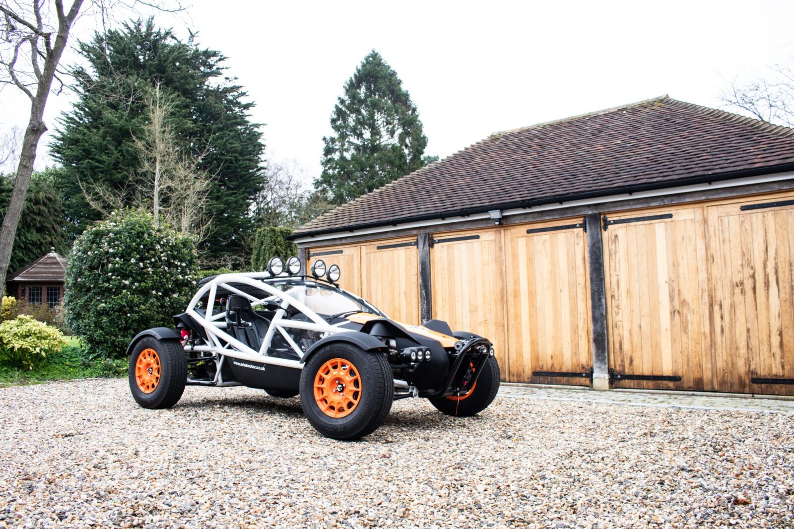 The Ariel Nomad – A 100% Road-Legal Off Road Racing Buggy