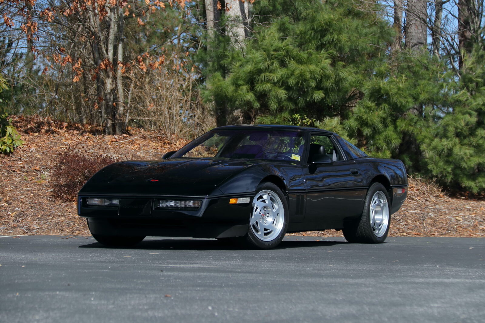 1990 Chevrolet Corvette ZR-1 – The Affordable American Supercar