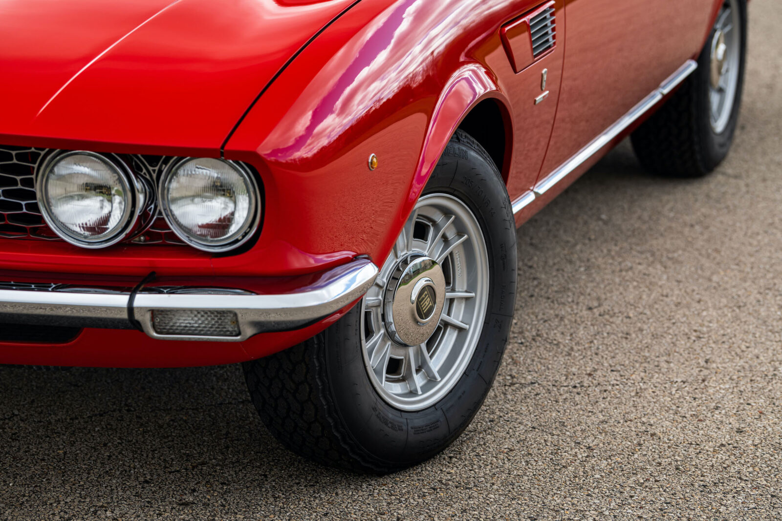The Fiat Dino – A Fiat With A Ferrari Formula 2 Engine