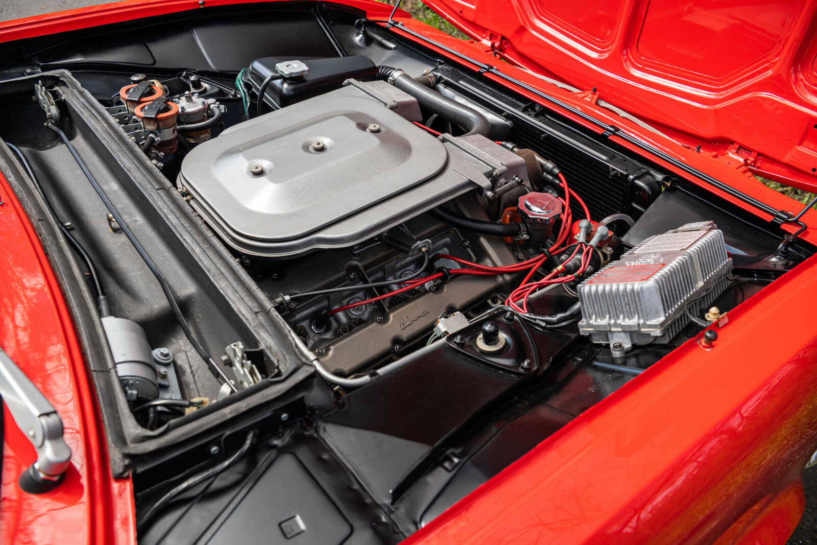 The Fiat Dino – A Fiat With A Ferrari Formula 2 Engine