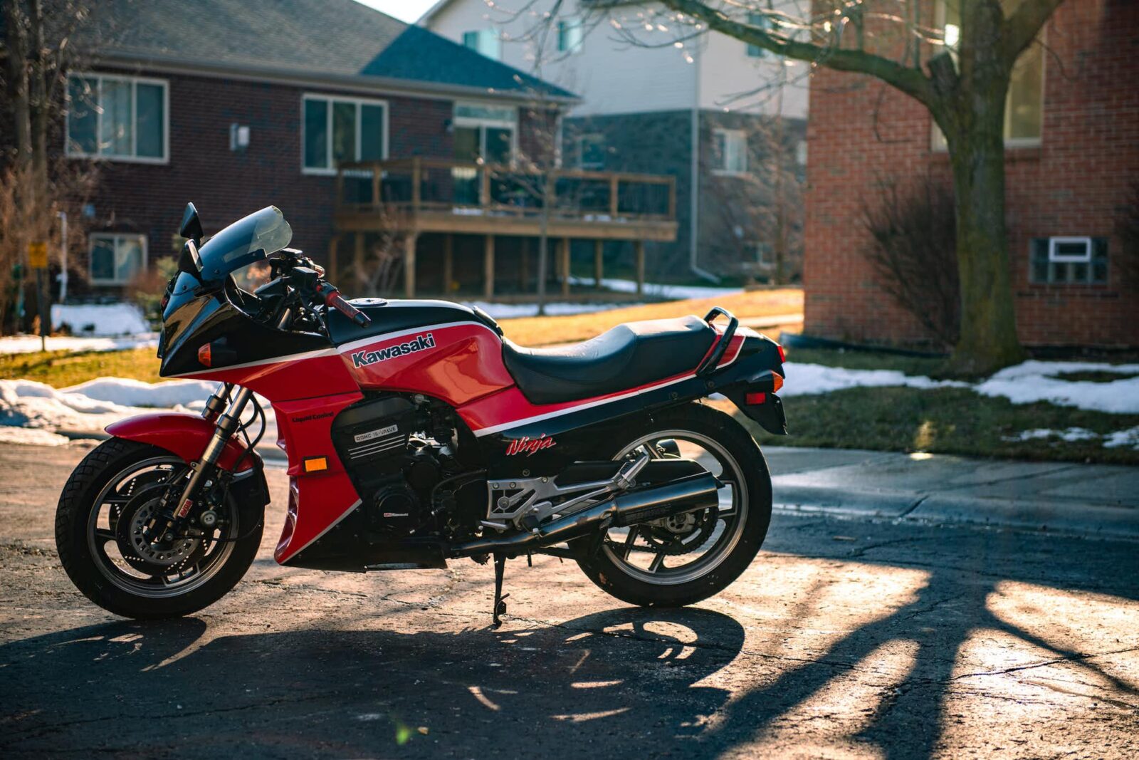 Kawasaki Ninja ZX900 – Made Famous By Tom Cruise In "Top Gun"