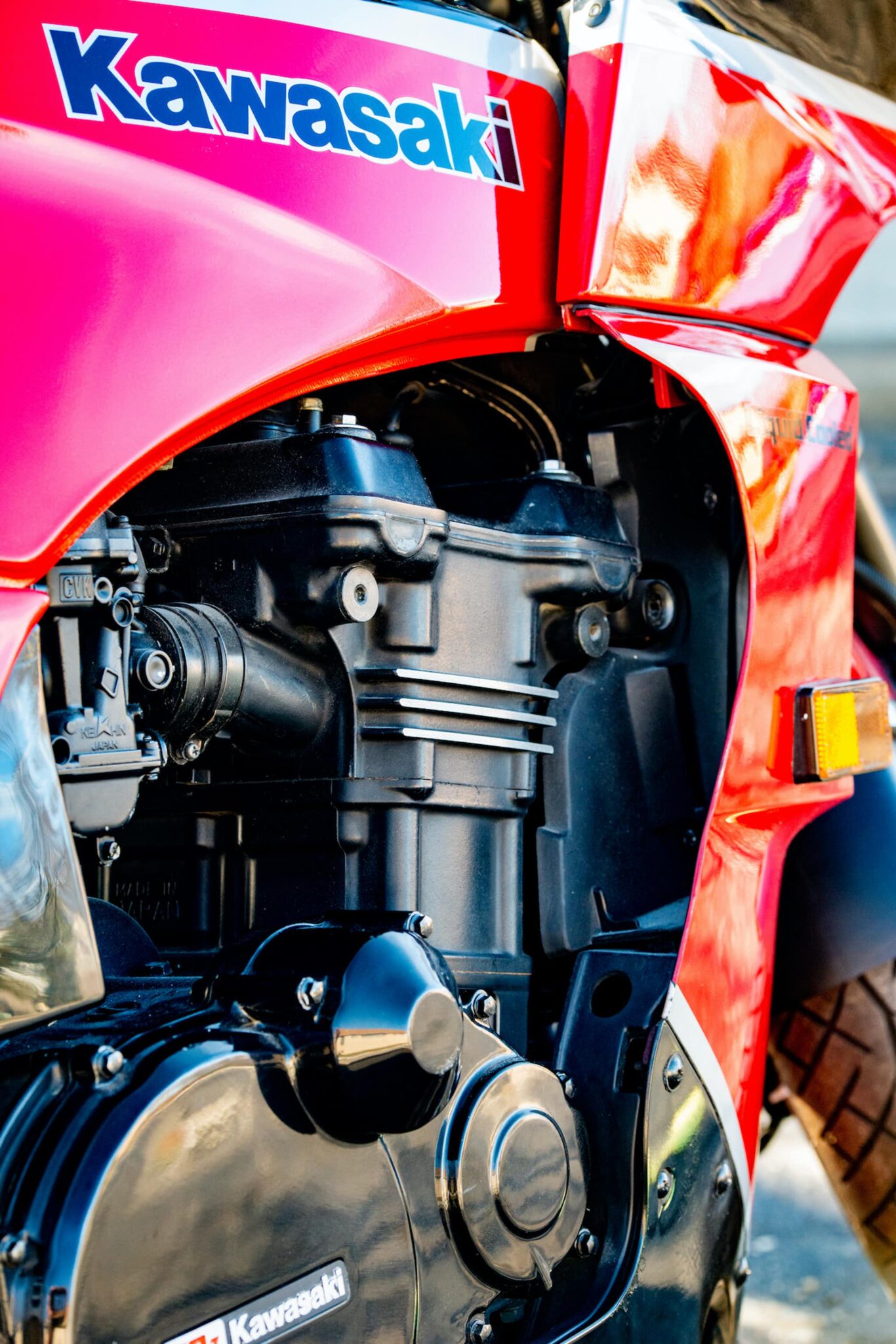 Kawasaki Ninja ZX900 – Made Famous By Tom Cruise In "Top Gun"