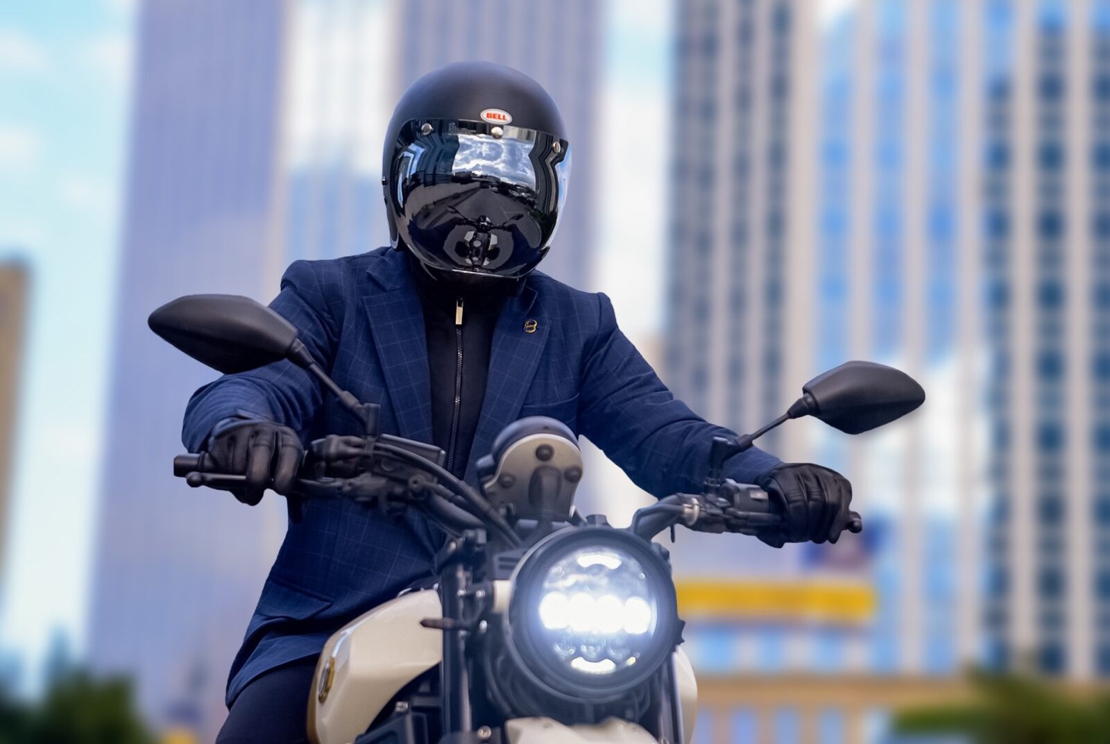 The Brummel Blazer – An Armored Blazer For Motorcyclists