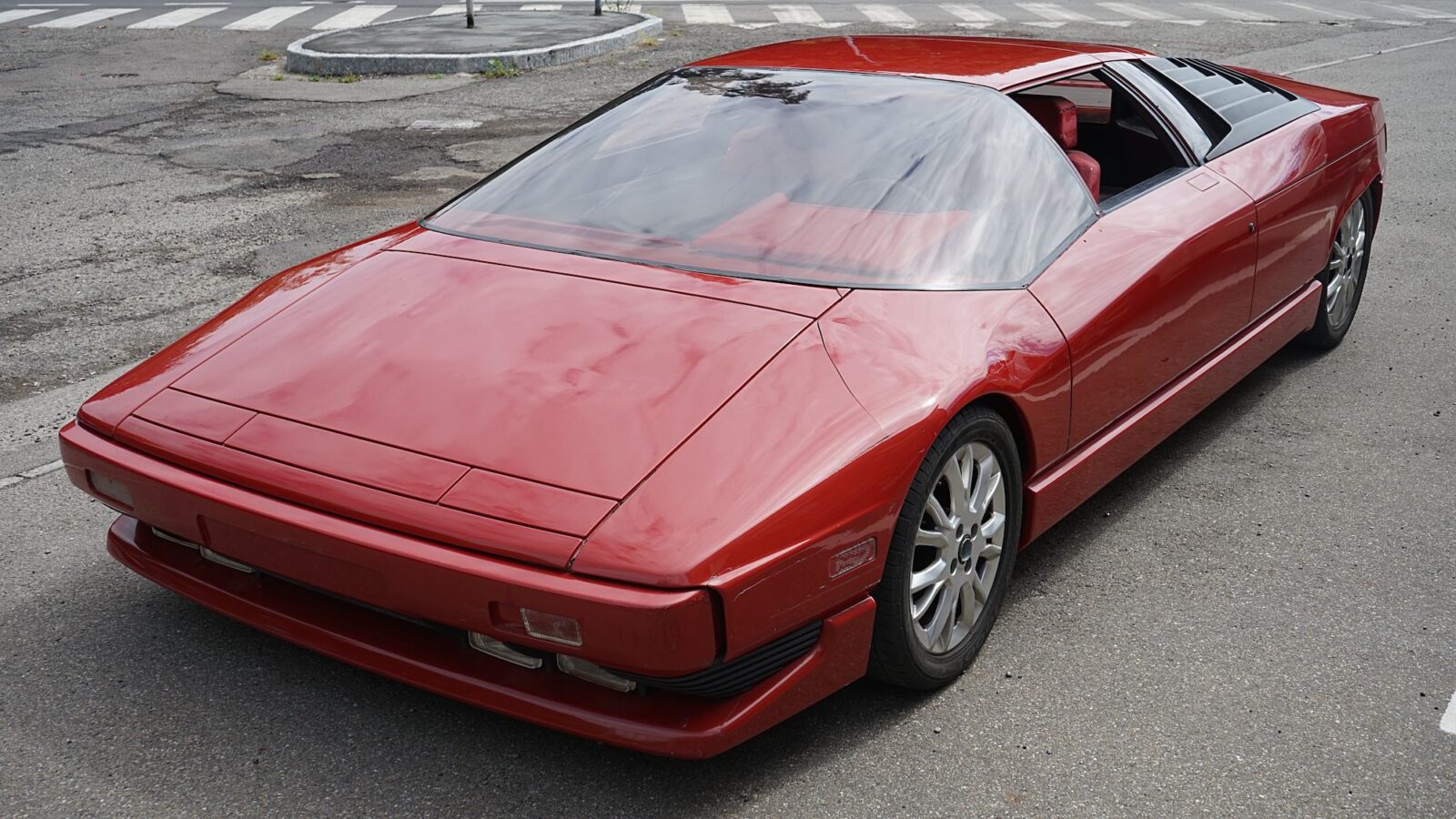 The Original Cizeta-Moroder V16T Design Study – 1:1 Scale