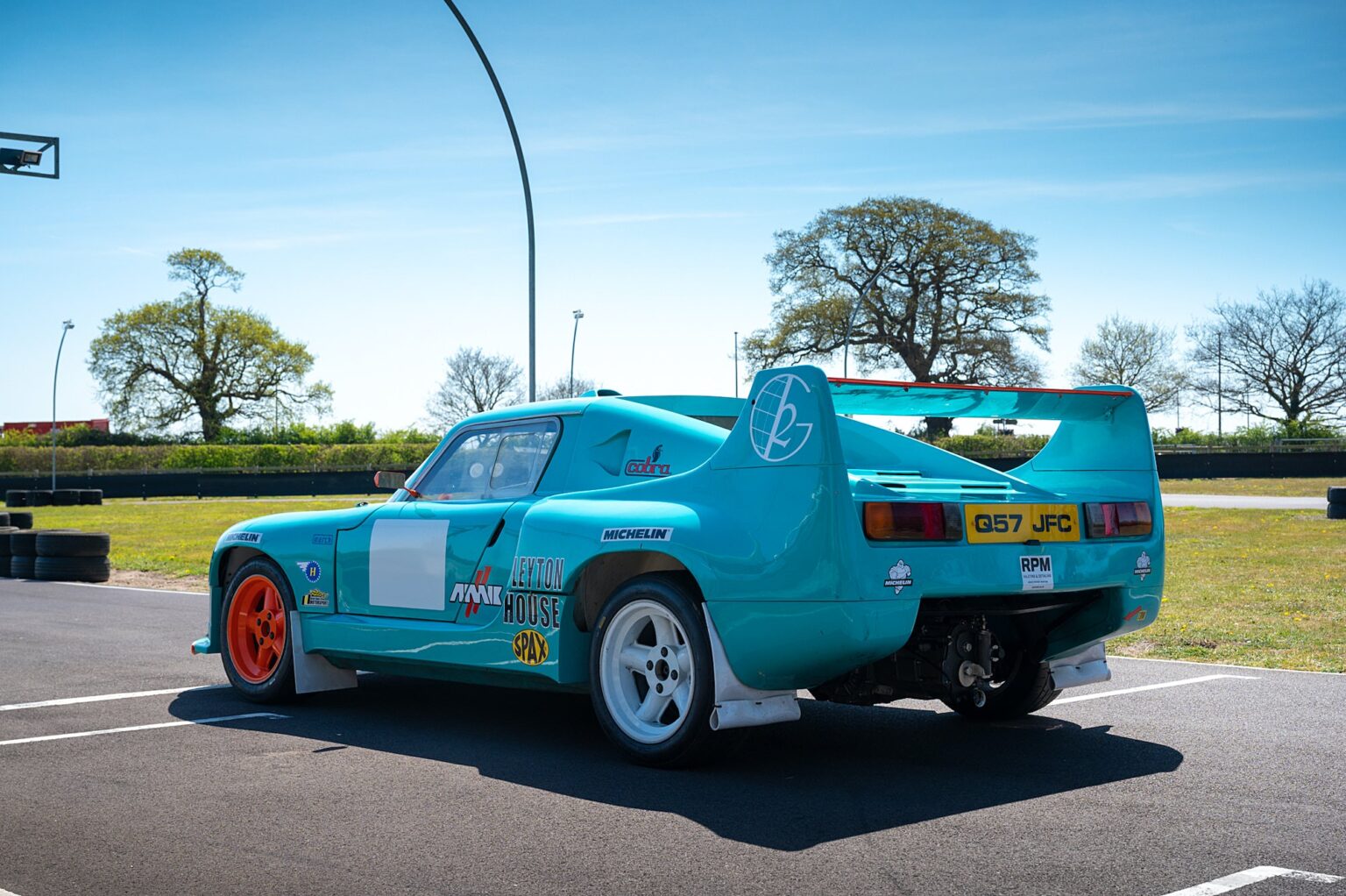 The Rare Darrian T90 – A British Giant-Killer