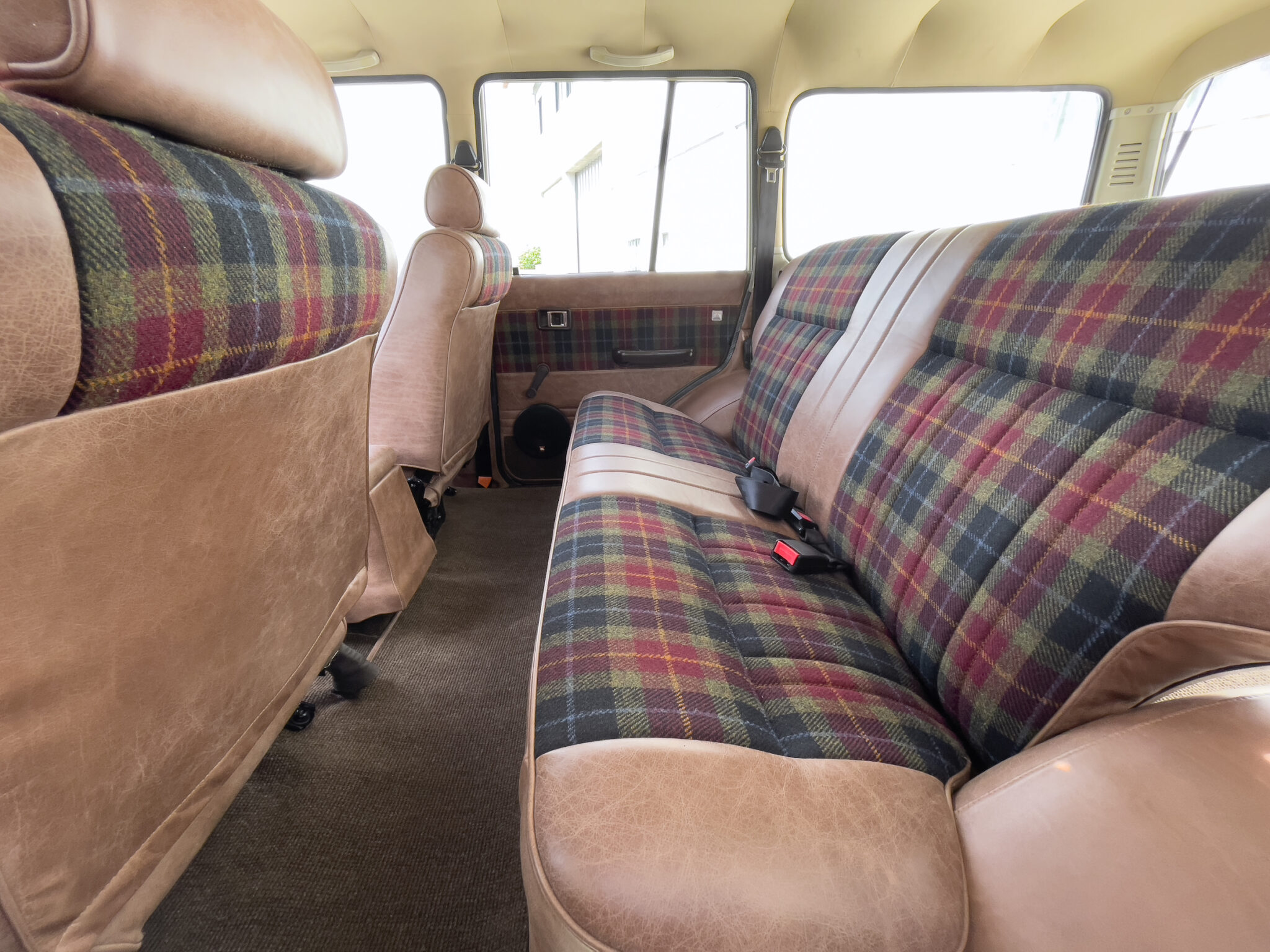 1986 Toyota Land Cruiser FJ60 – A Freshly Restored Classic Overlander