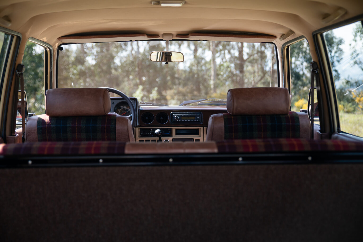 1986 Toyota Land Cruiser FJ60 – A Freshly Restored Classic Overlander