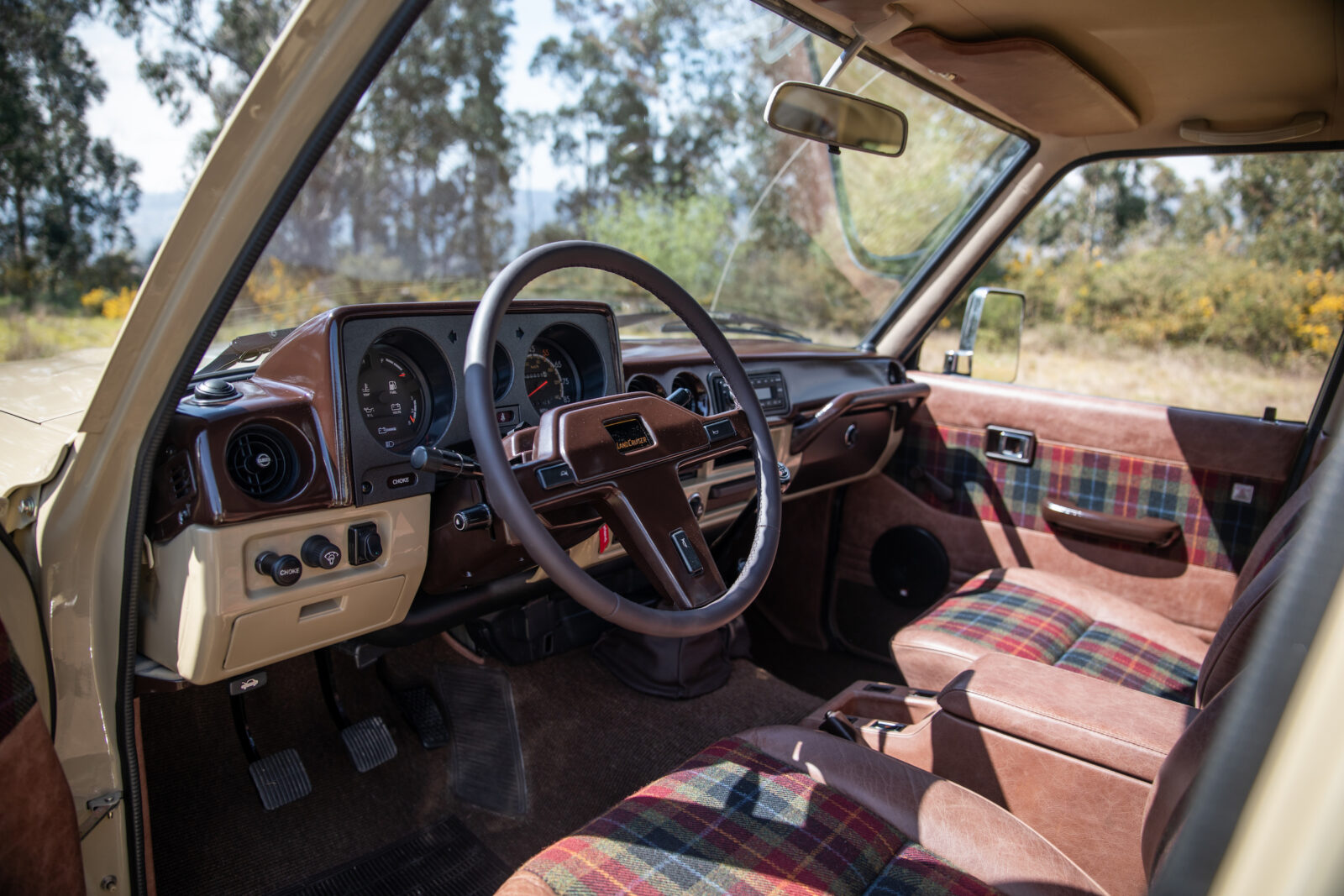 1986 Toyota Land Cruiser FJ60 – A Freshly Restored Classic Overlander