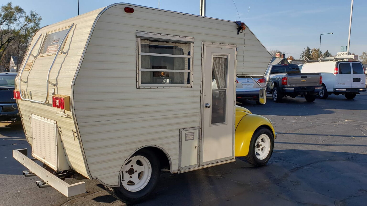 For Sale – An Original 1969 Volkswagen Super Bugger Beetle Camper