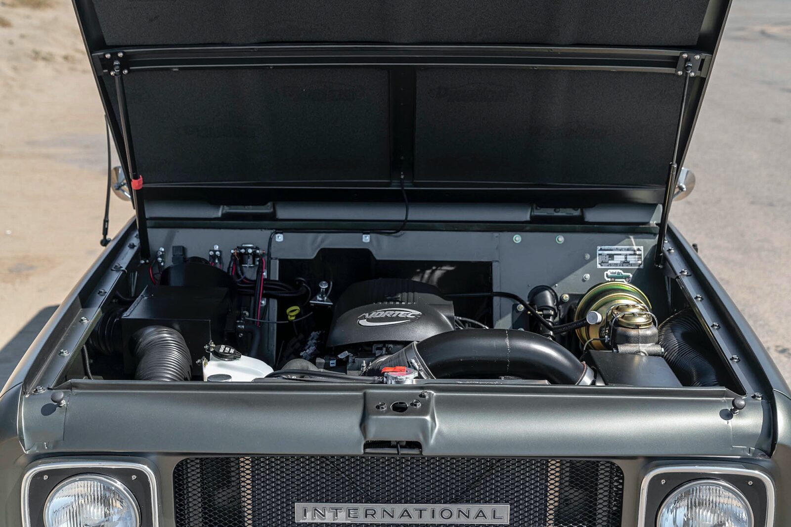 MY FEEDLY: For Sale: An International Scout 800 Restomod