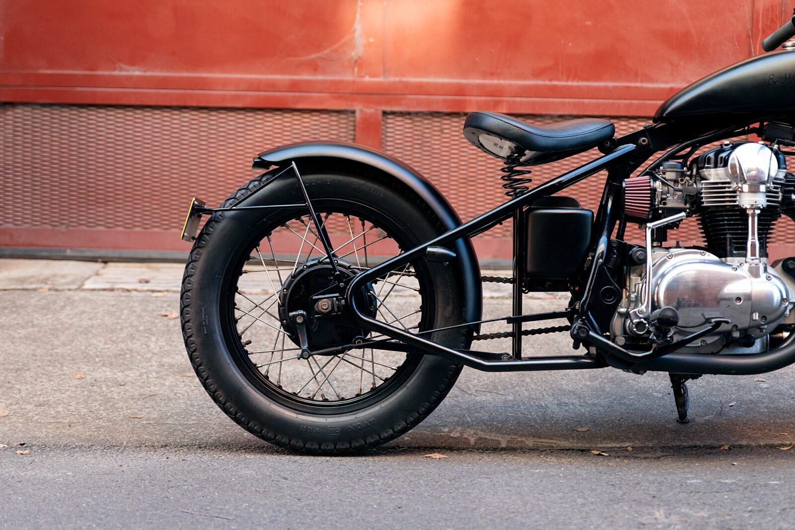 A Kawasaki W650 Bobber By Deus Ex Machina