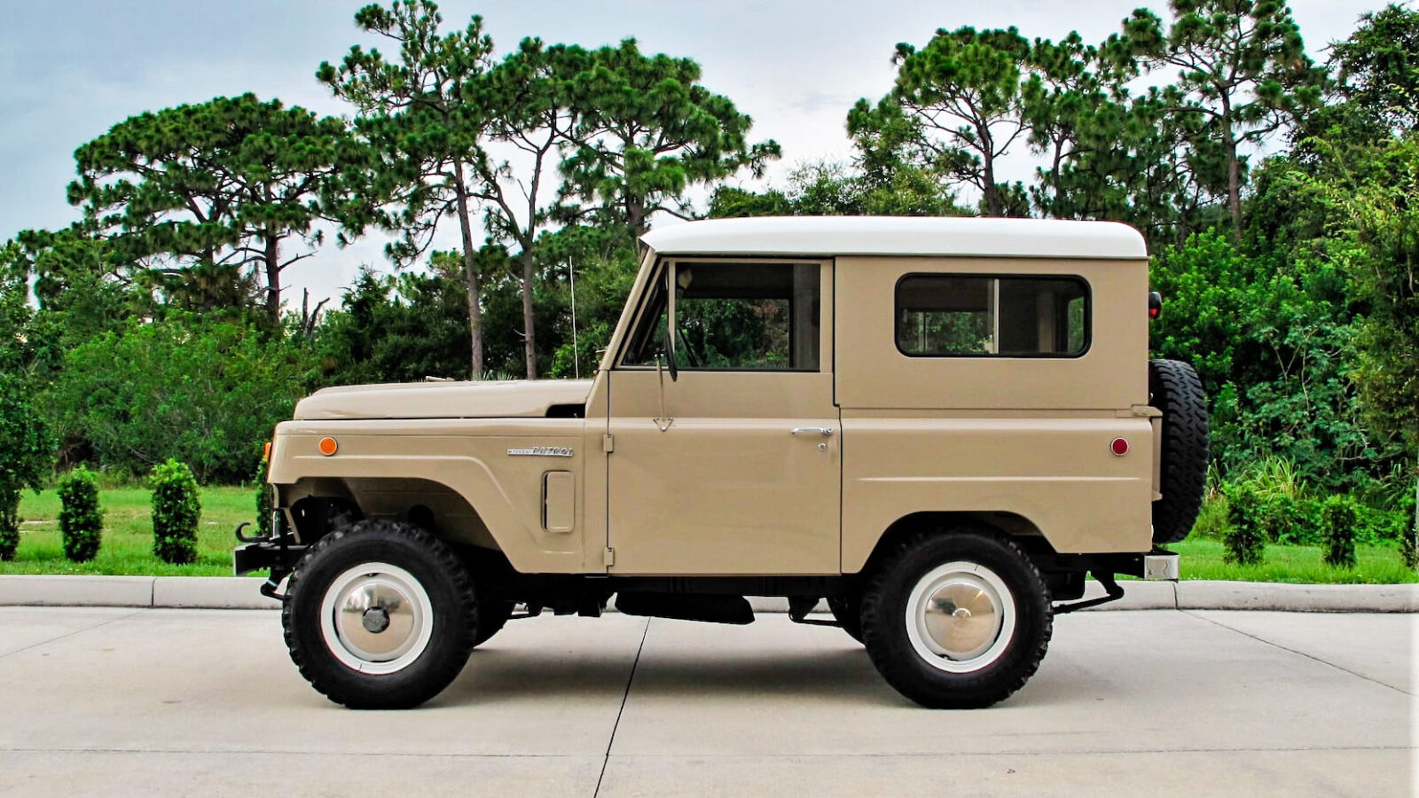For Sale: A Restored 1969 Nissan Patrol 60