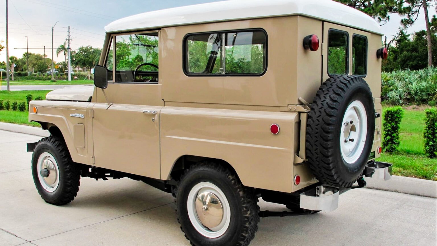 For Sale: A Restored 1969 Nissan Patrol 60