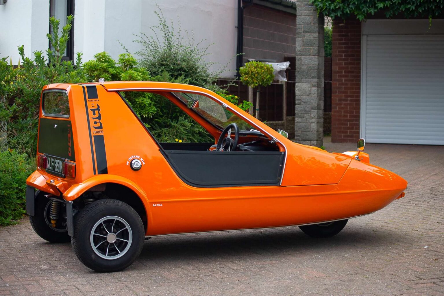 The Car The Star Wars Landspeeder Was Based On: The Bond Bug