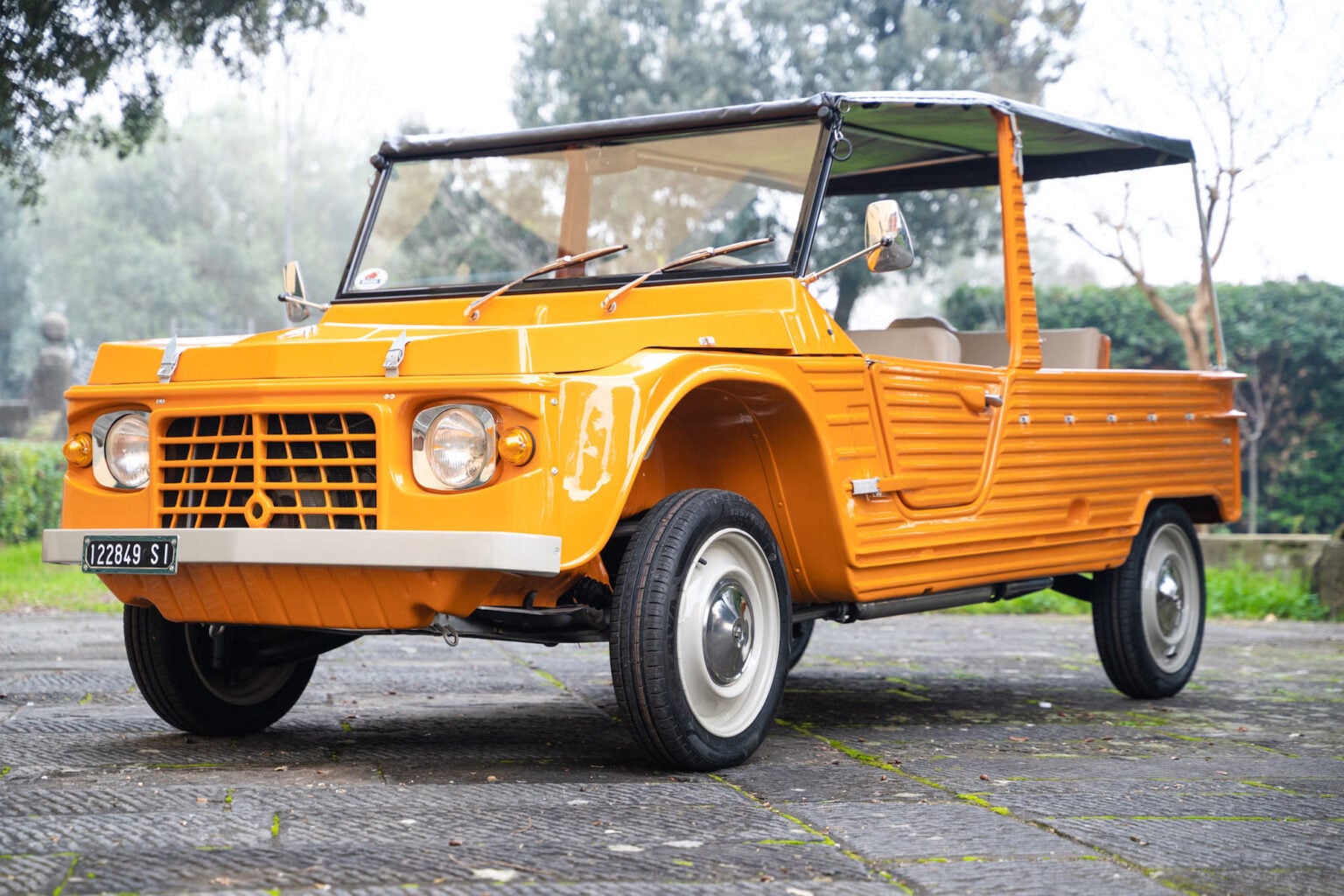 The Citroën Méhari – France's Quirky Answer To The Mini Moke
