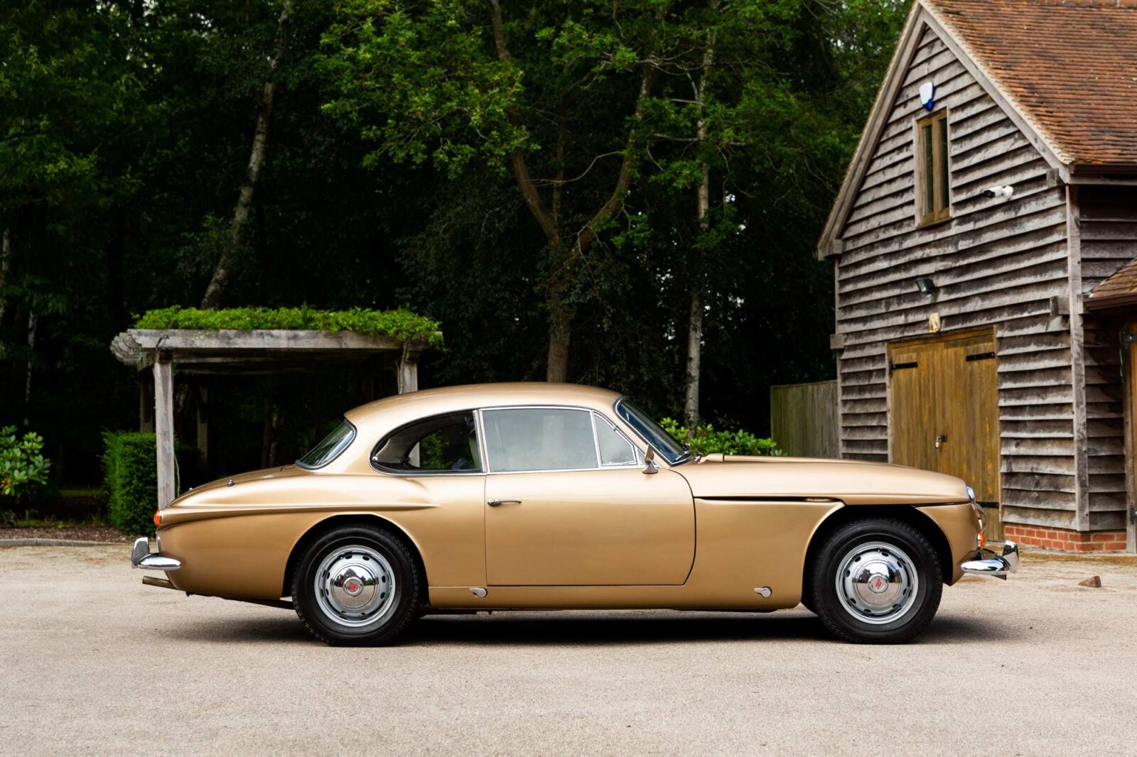 The Highly Unusual Jensen CV8