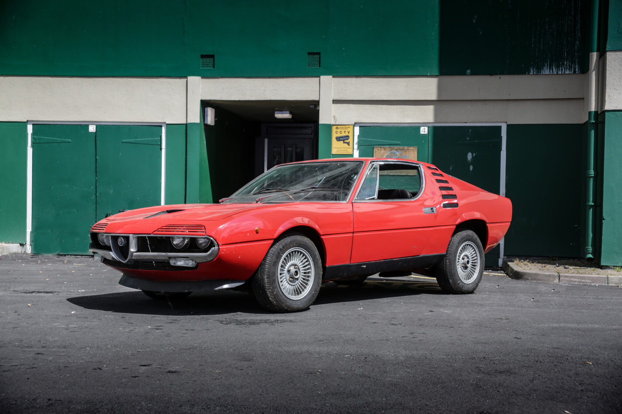 20+ Years In Storage: A 1975 Alfa Romeo Montreal Garage Find
