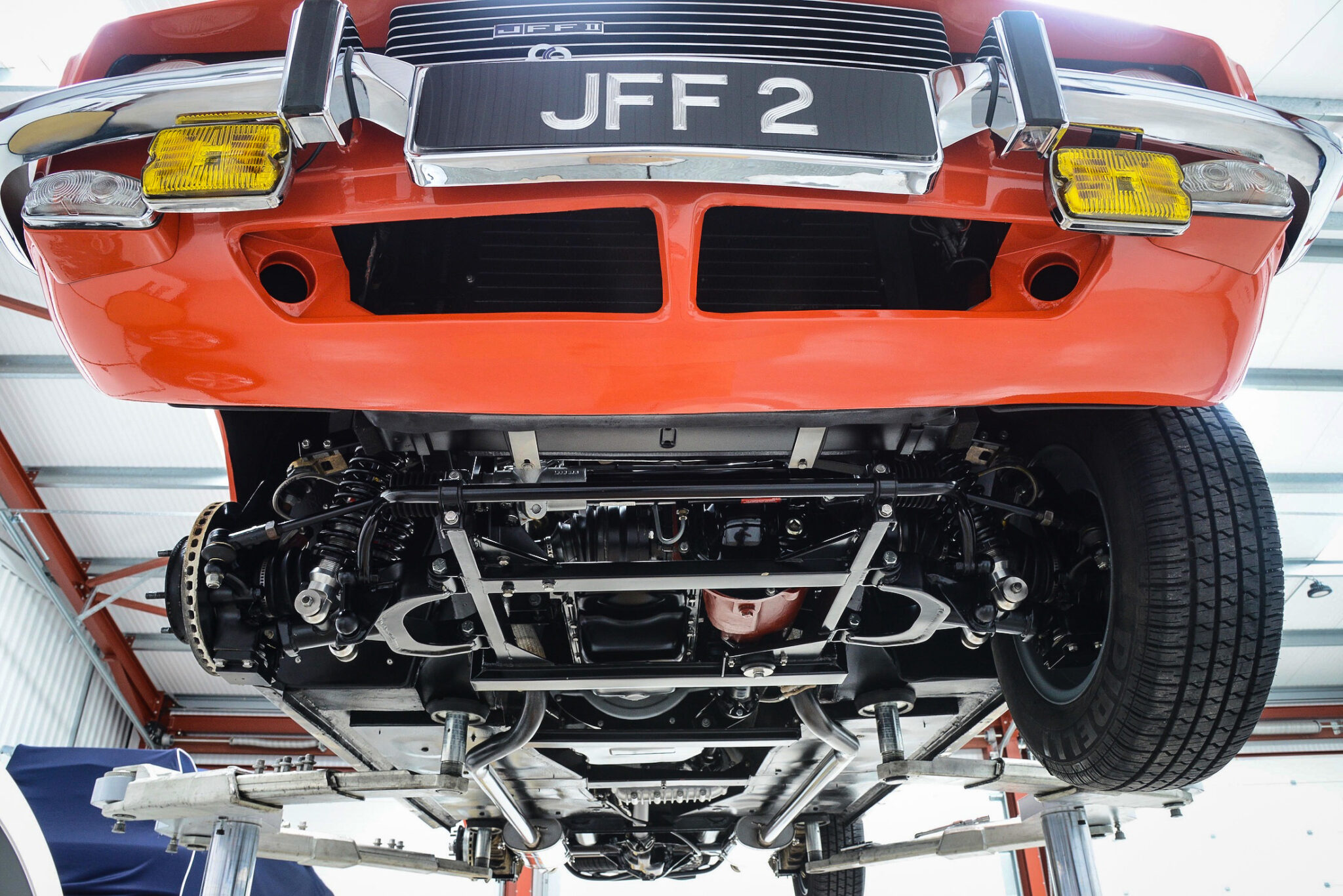 The Extremely Rare Jensen FF – The World's First All-Wheel Drive ...