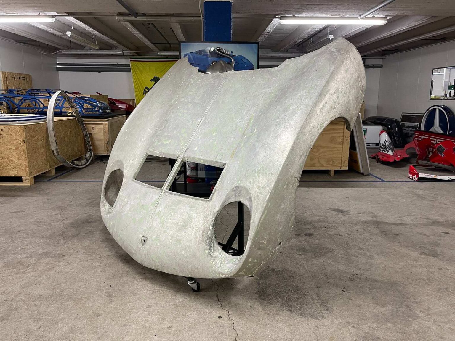 For Sale: A Lamborghini Miura Front Clamshell