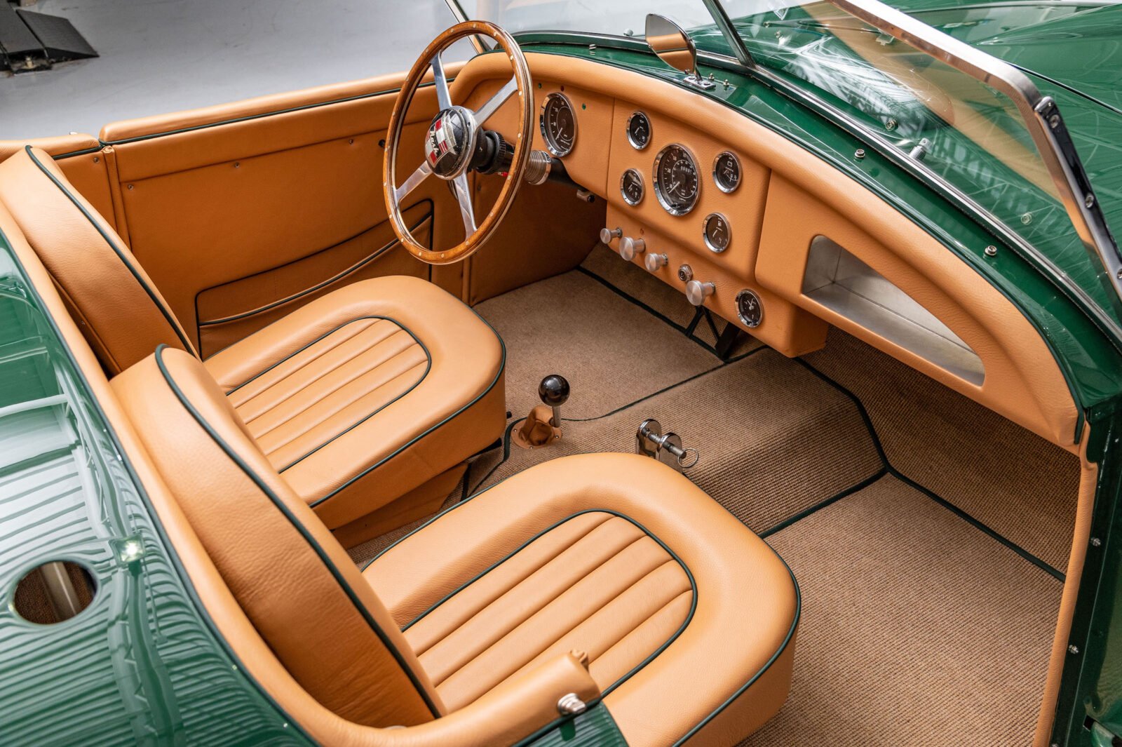 The Unusual Nash-Healey Roadster – A British/American Joint Project