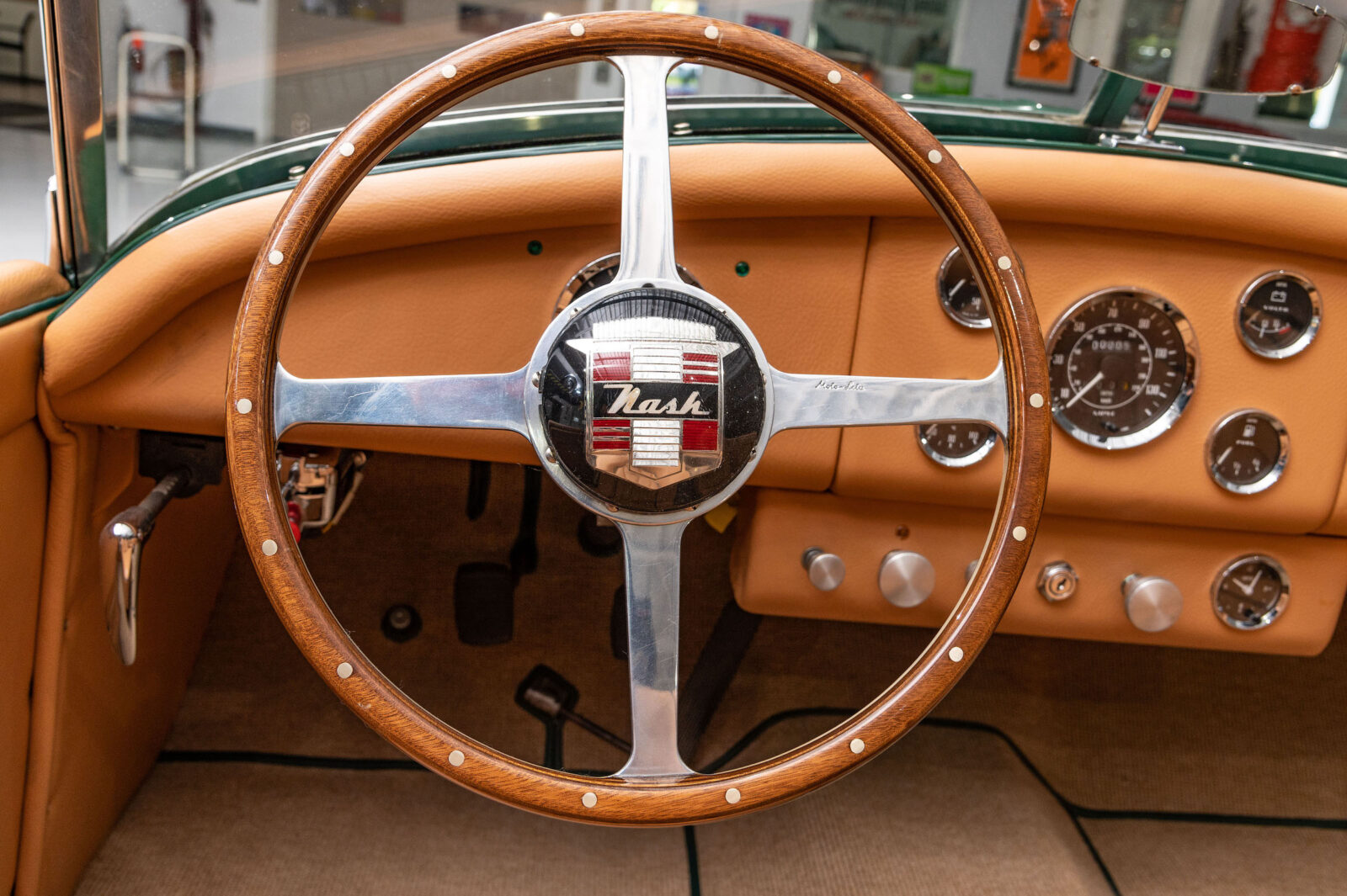 The Unusual Nash-Healey Roadster – A British/American Joint Project