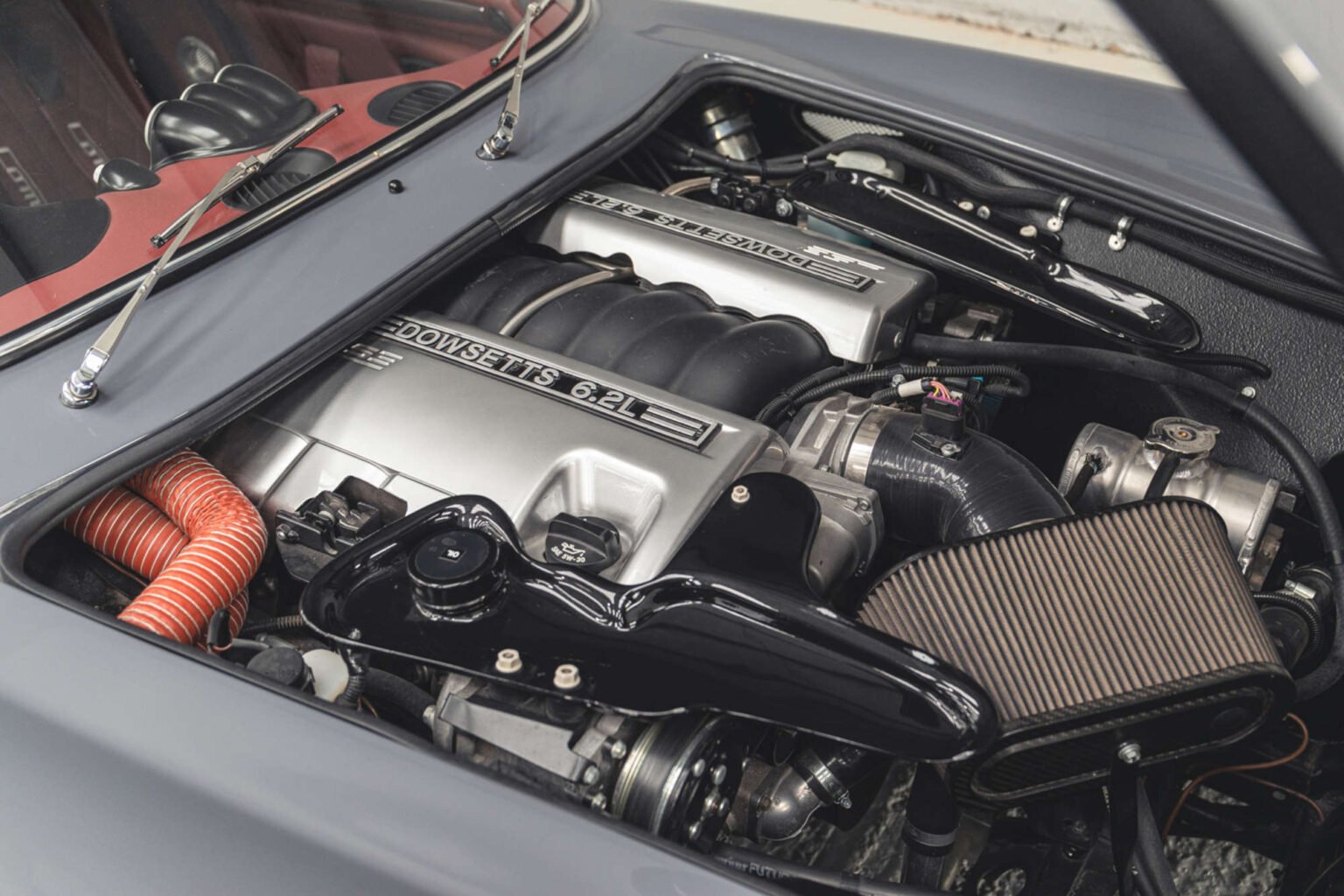 The Dowsetts Comet – This Is The Only Road-Going Comet In The World