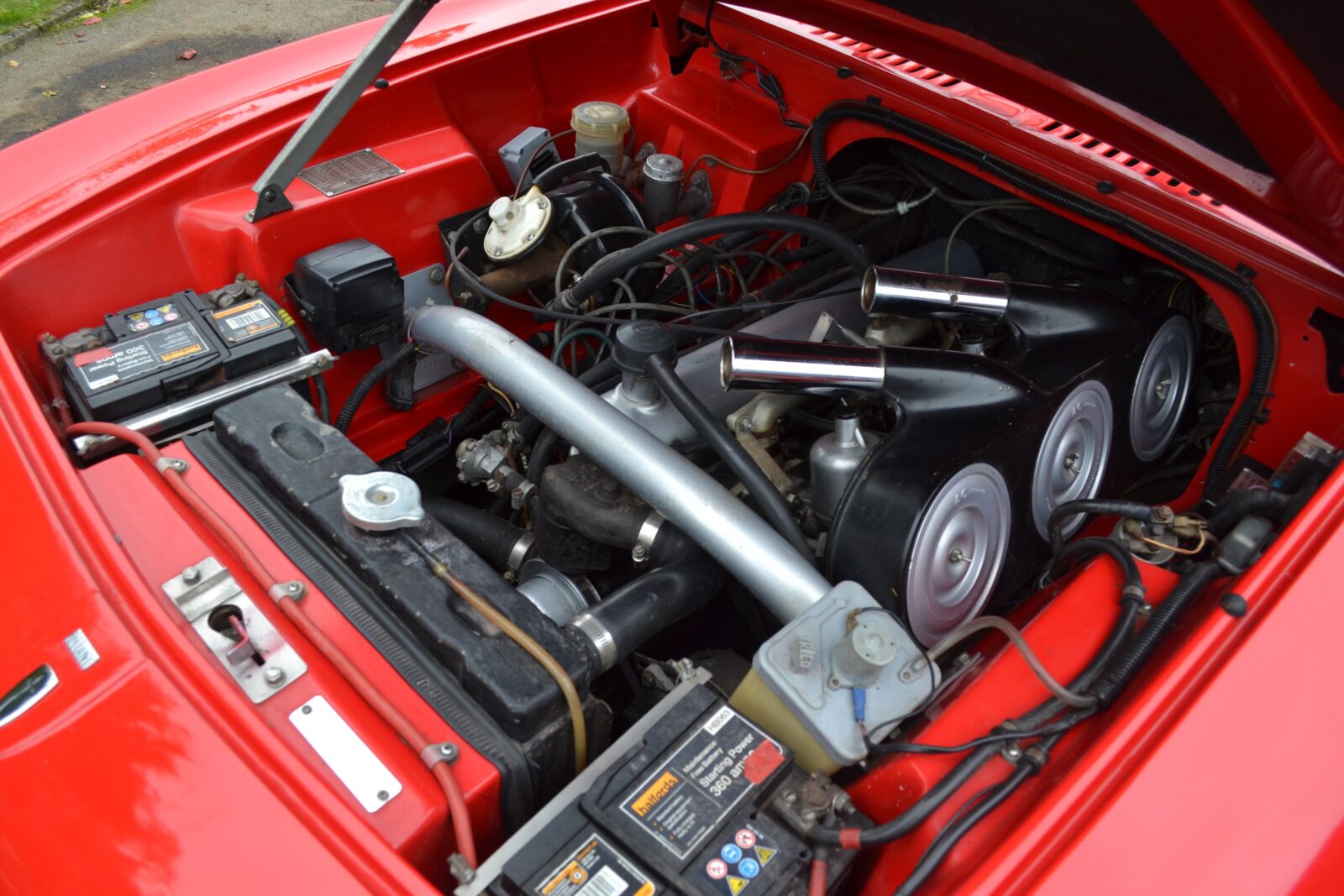 The Unusual Reliant Scimitar GT SE4 – $15,100+ USD