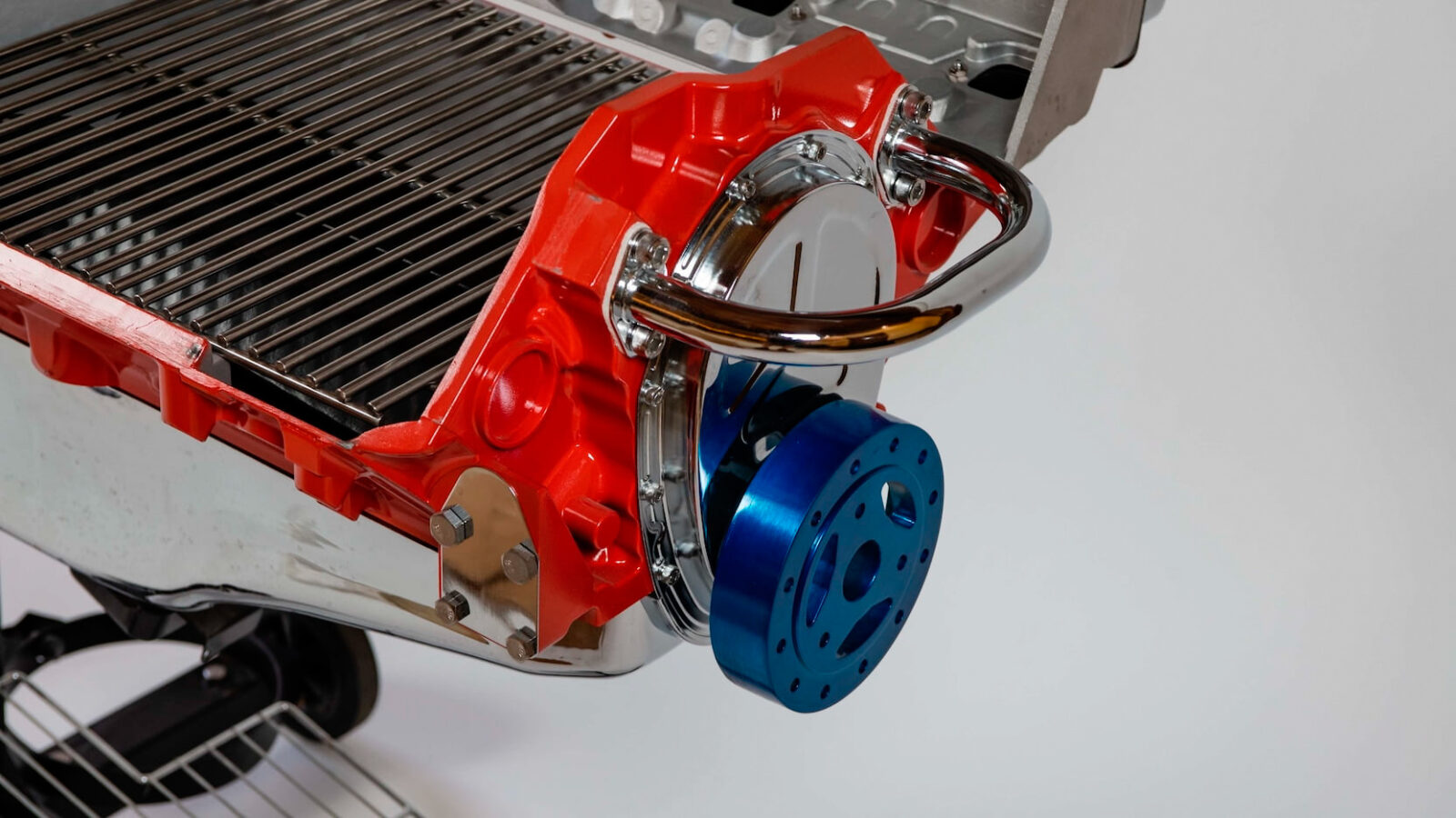 The Hot Rod Grill Barbecue V8