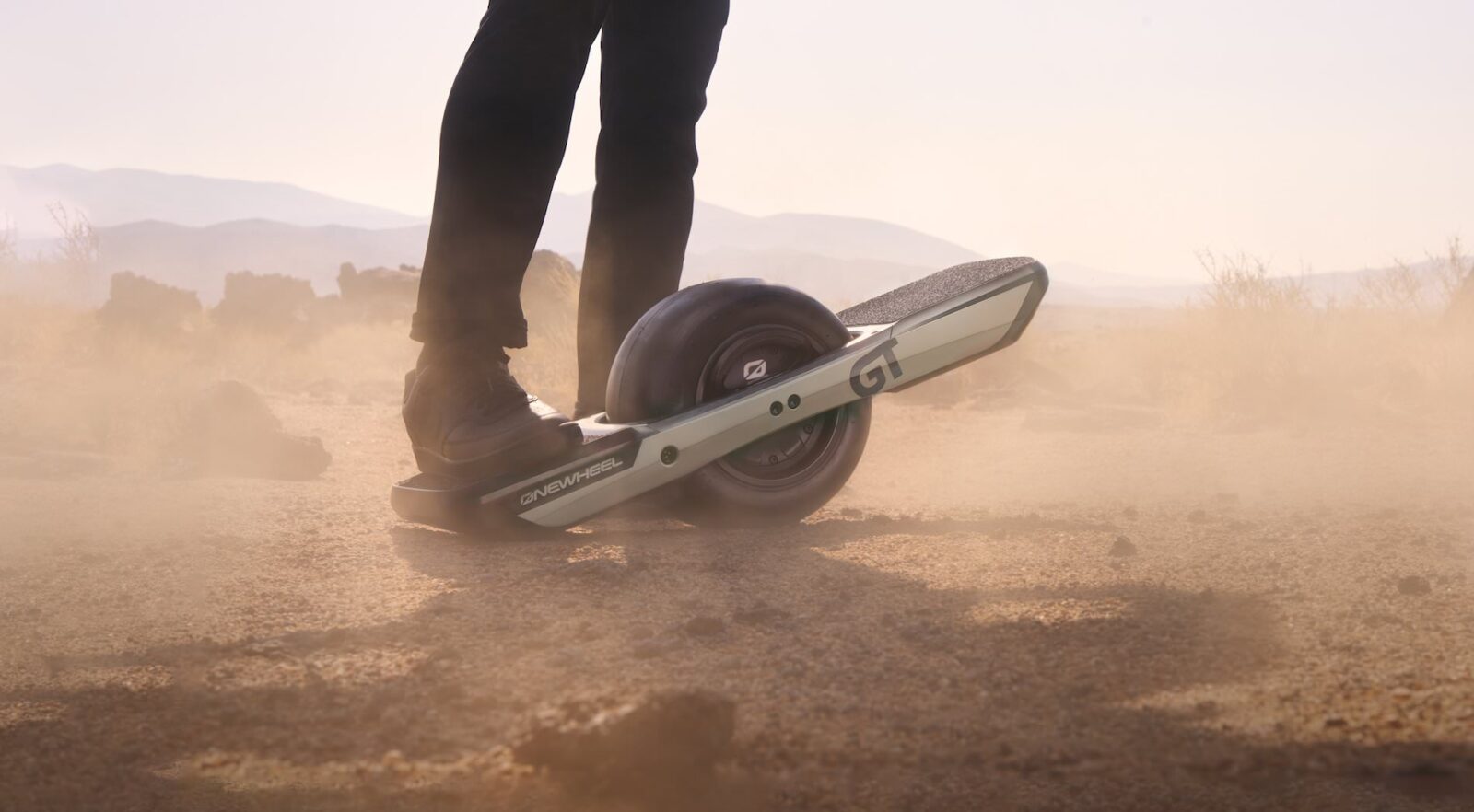 The New Onewheel GT – An On/Off-Road Electric Skateboard