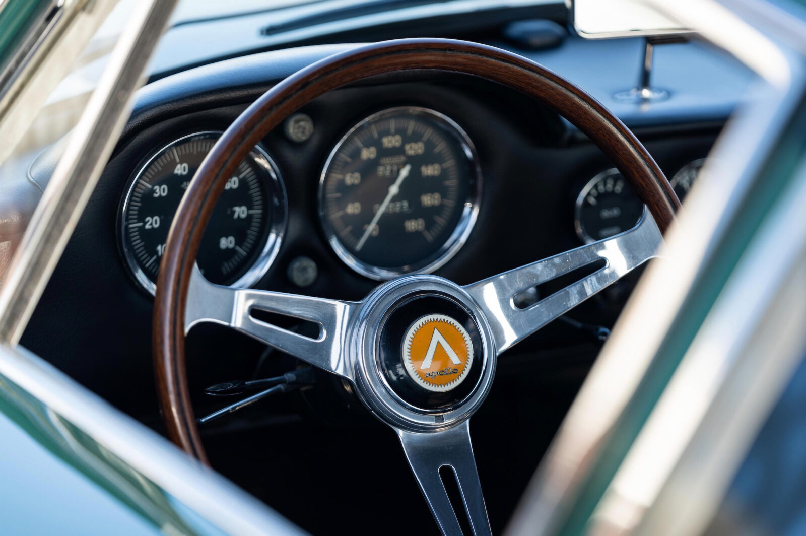 The Rare Apollo 5000GT Was The American Answer To The Ferrari 250 GT