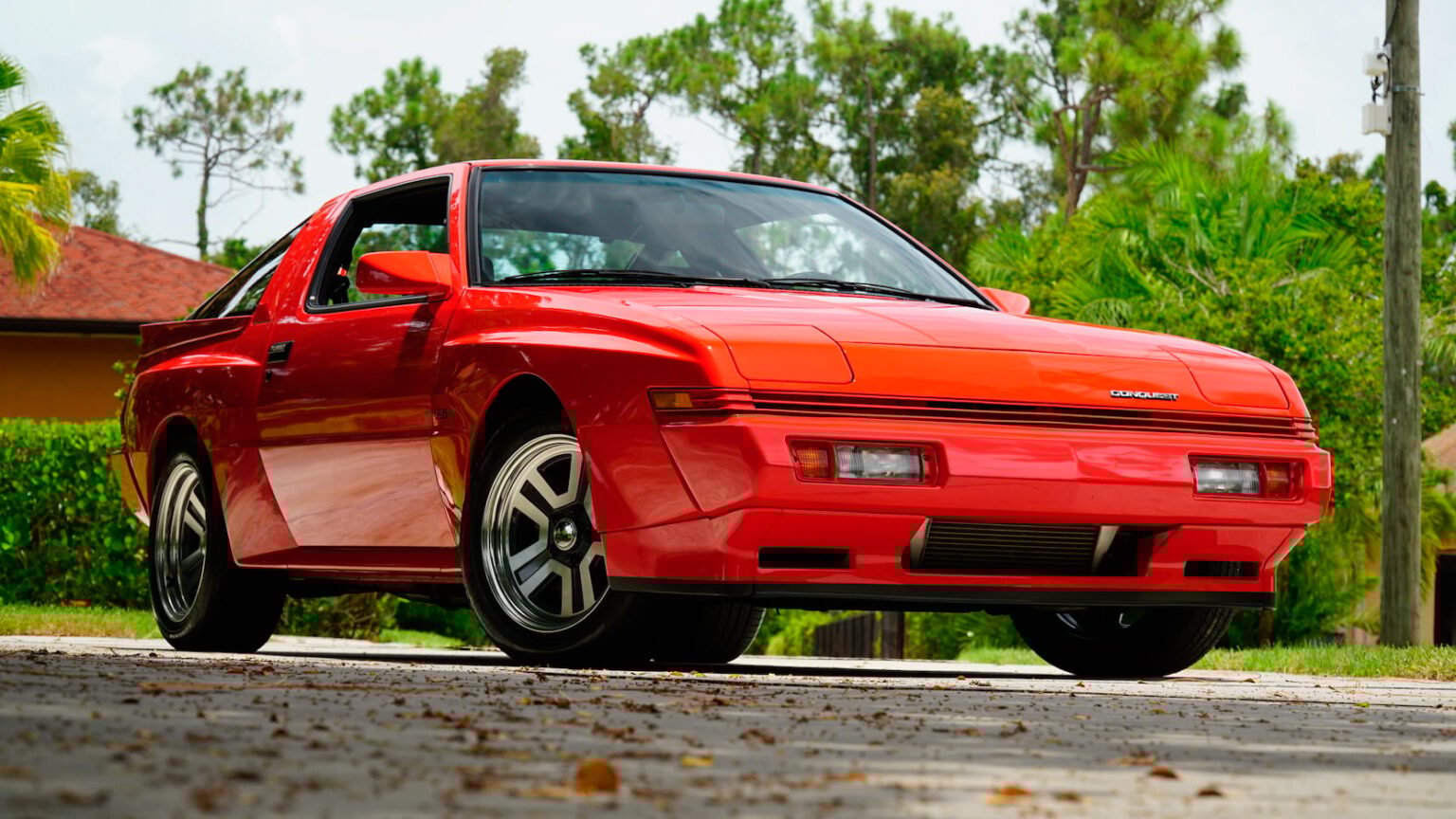 A Forgotten Retro Classic – The Dodge Conquest TSI