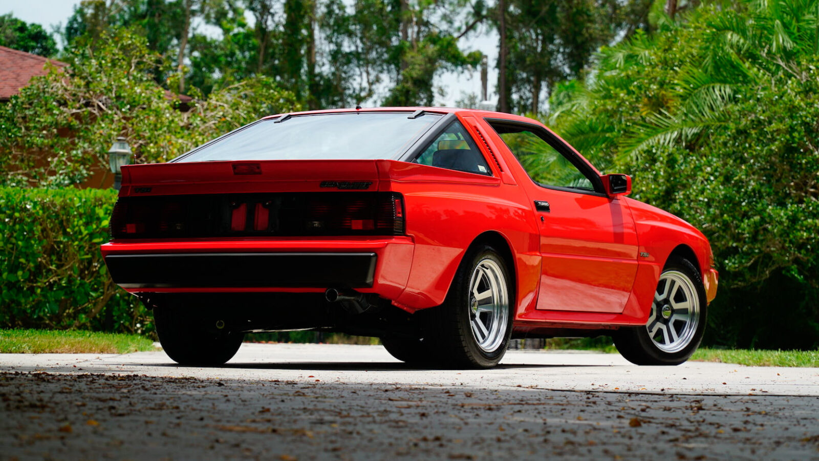 A Forgotten Retro Classic – The Dodge Conquest TSI