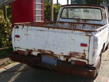 California Barn Find: A First Generation Toyota Hilux Pickup Truck