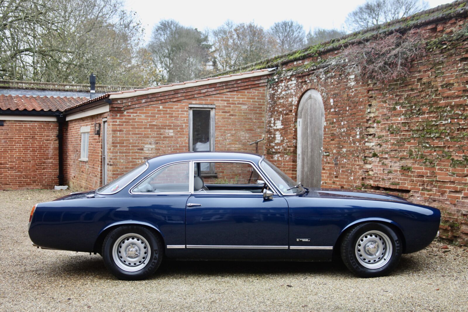 1 Of 100 Ever Made: The Rare Gordon-Keeble – A Corvette-Powered British ...