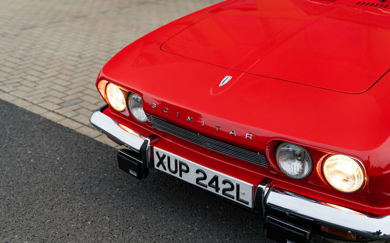 The Unusual Reliant Scimitar GTE