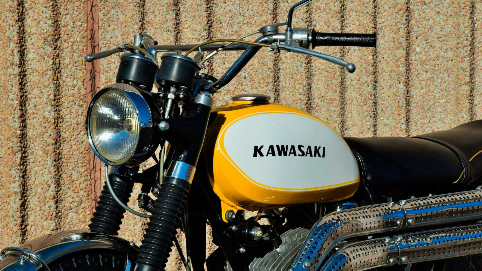 The Kawasaki A7 Avenger – A Scrambler With Dual Rotary Valves