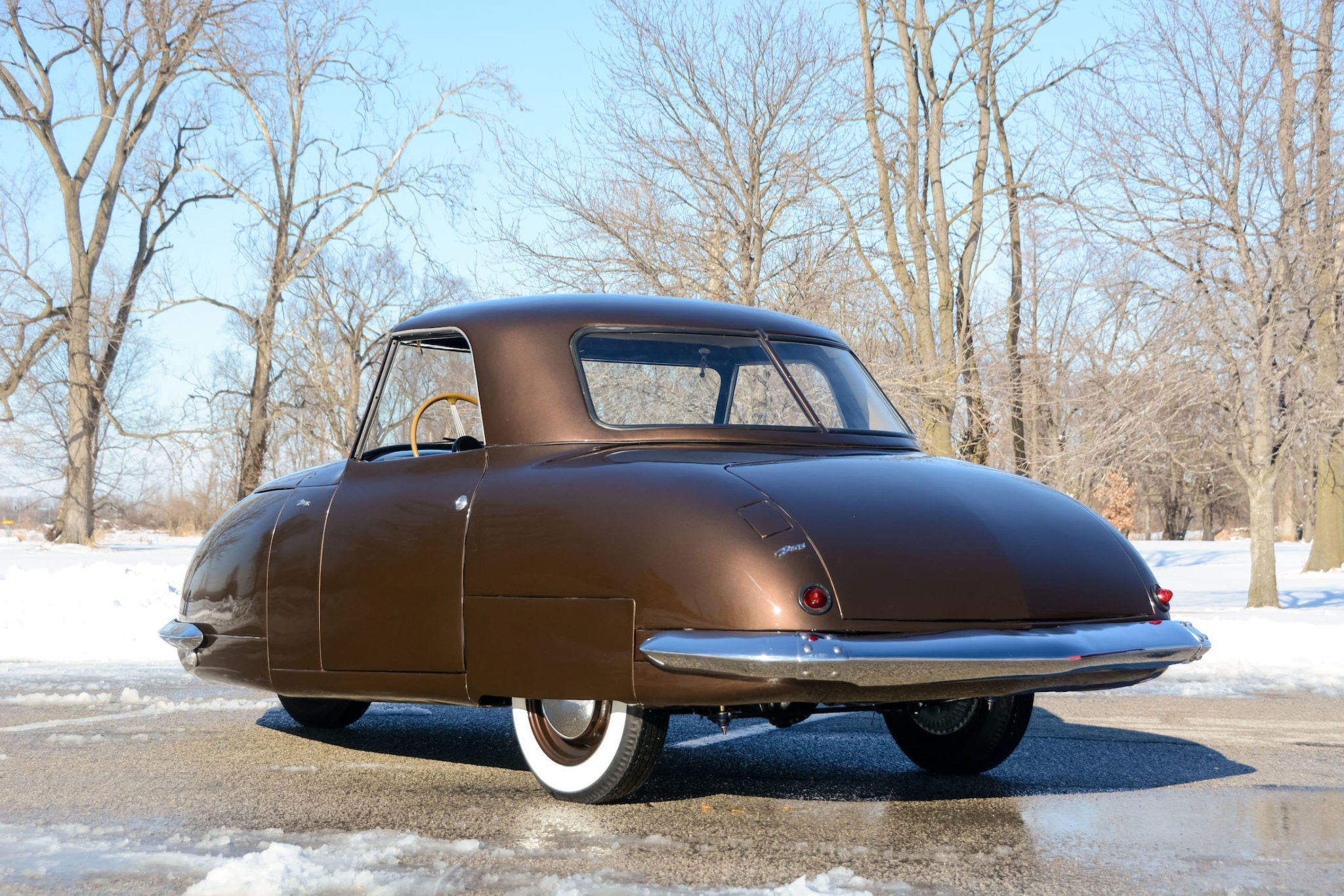 A Rare Davis Divan: "The Ultimate Car Of The Future" From 1948