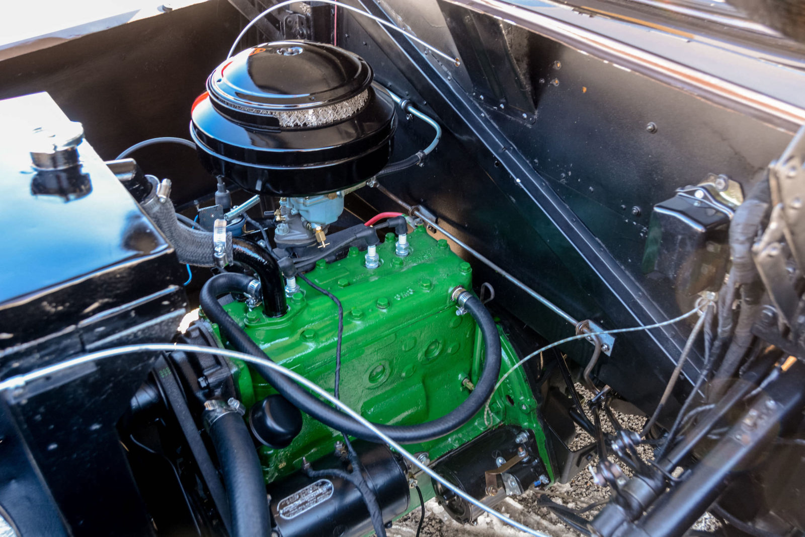 A Rare Davis Divan: "The Ultimate Car Of The Future" From 1948