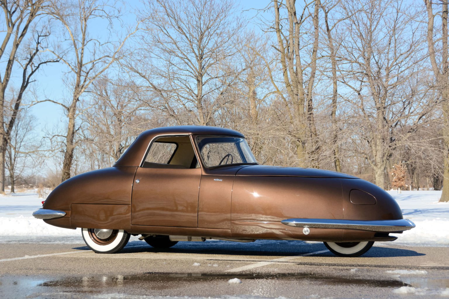 A Rare Davis Divan: "The Ultimate Car Of The Future" From 1948