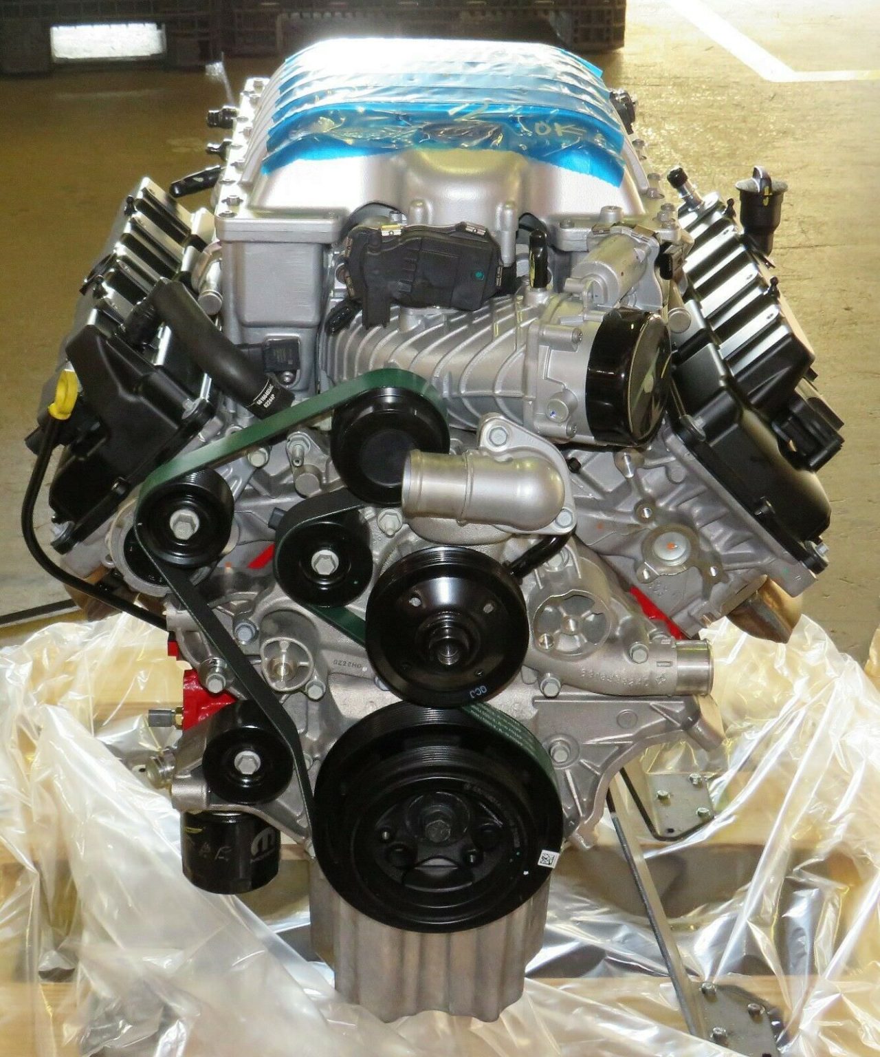 There's An 840 BHP Dodge Hellcrate Redeye Crate Engine For Sale On eBay